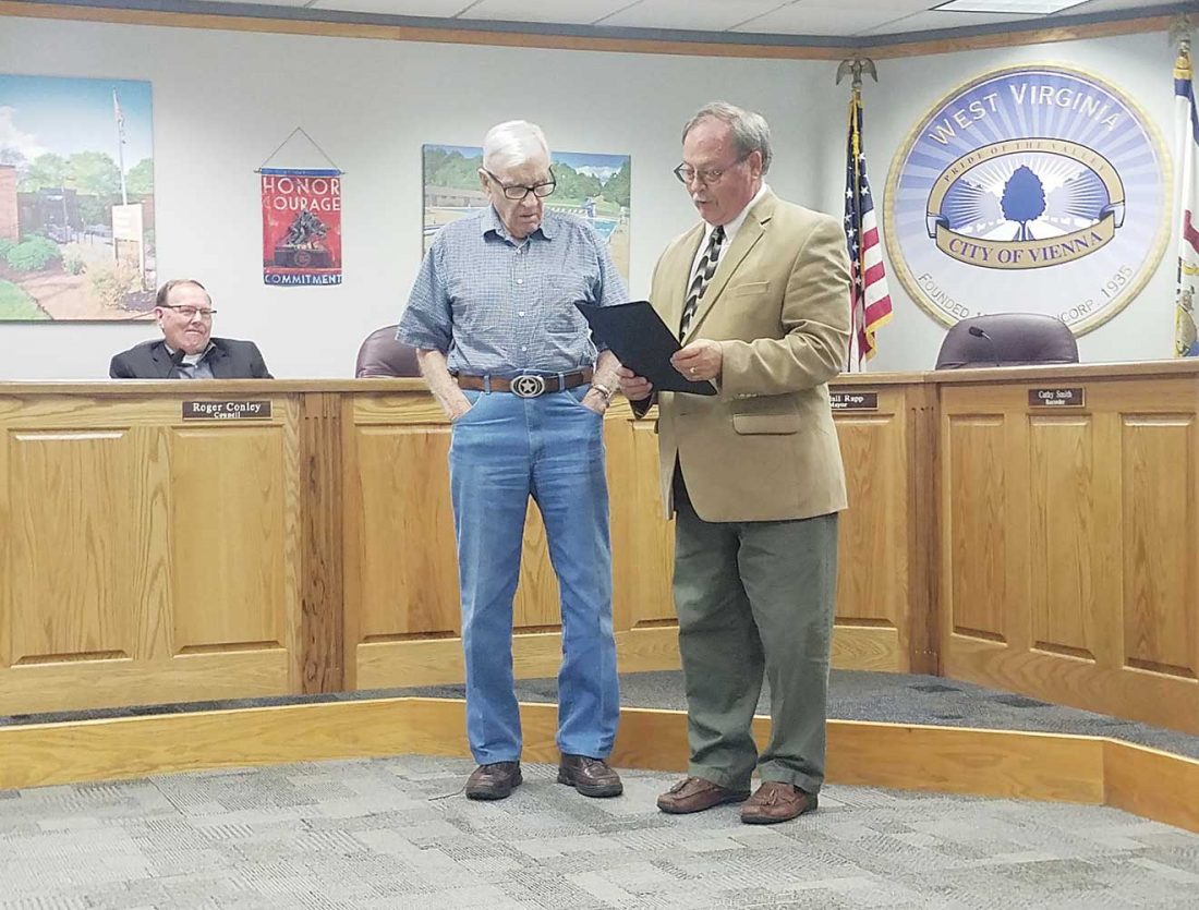 Vienna proclaims Fred Carpenter Day | News, Sports, Jobs - News and ...